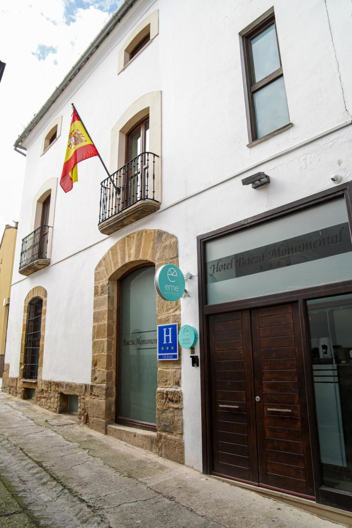 Hotel Baeza Monumental By Eme Hoteles - Andalusia