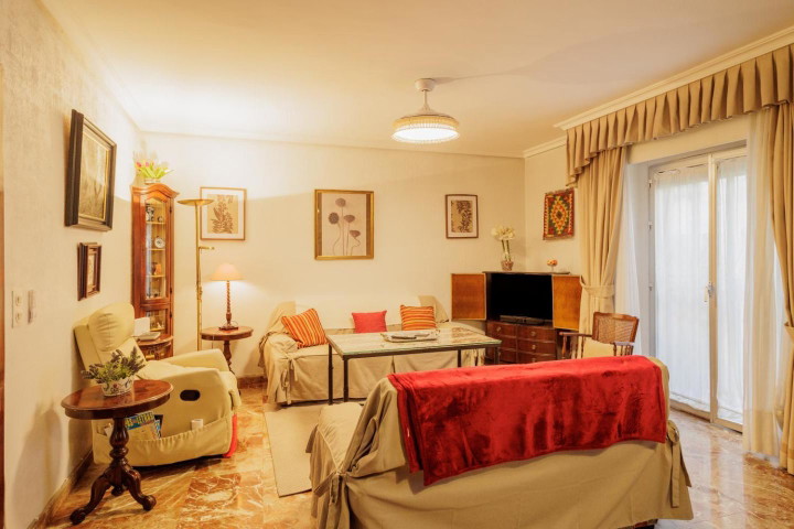 Amplio Apartamento Plaza Nueva - Seville
