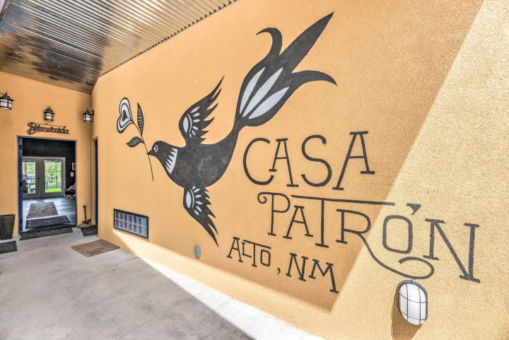 ‘Casa Patron’ Home < 10 Mi To Hiking & Casinos - Ruidoso, NM