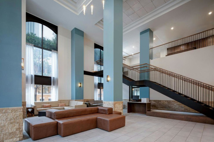 Springhill Suites By Marriott Dallas Downtown / West End - Highland Park