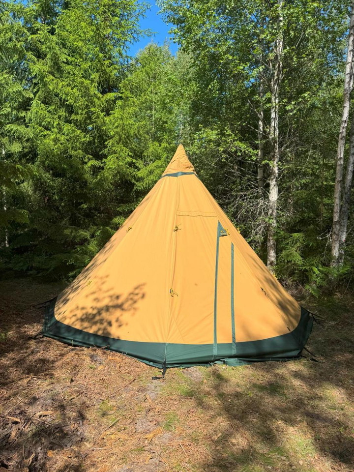 Natur Pur Im Tipi -Dein Rückzugsort In Schwedens Wildnis - Arvika