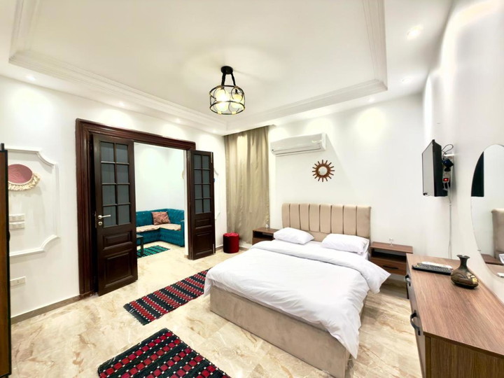 Tripyramids Suites - Giza