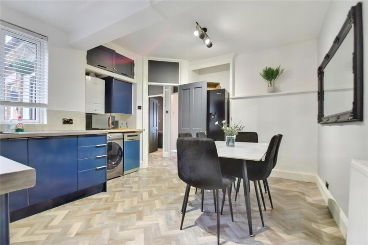 Manse Apartment - Malvern