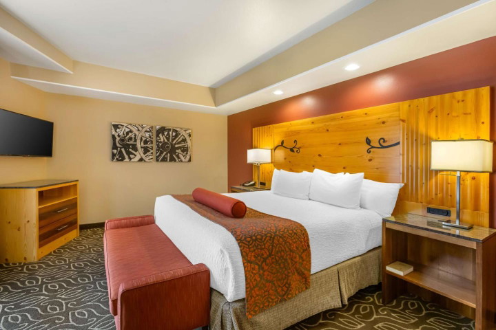 Best Western Premier Ivy Inn & Suites - コーディ, WY