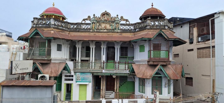 Umbrella Guest House - Palace Suite - Madurai