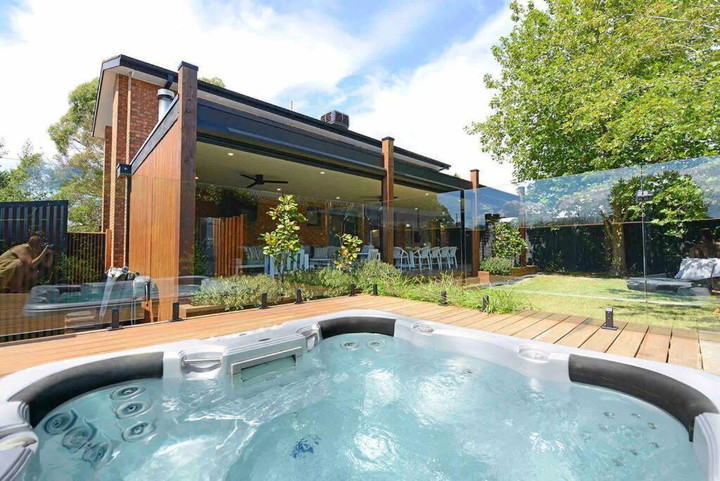Nirvana Retreat - Frankston