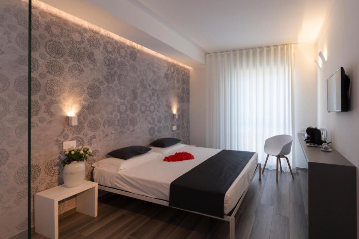 Hotel Mediterraneo - Martinsicuro