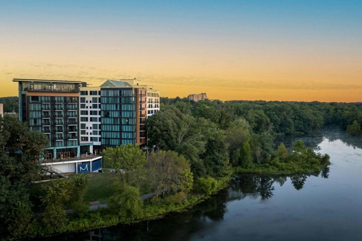 Merriweather Lakehouse Hotel, Autograph Collection - Columbia, MD