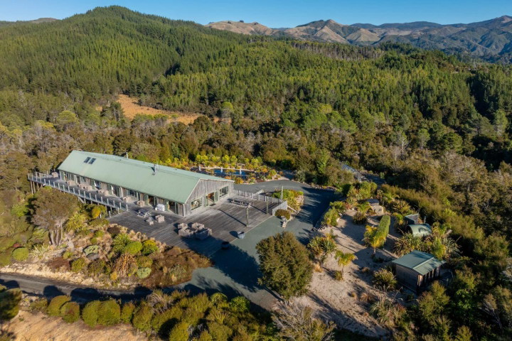 Domu Retreat - Marlborough District