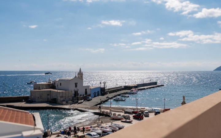 Marina Palace Apartments & Terrace - Lipari