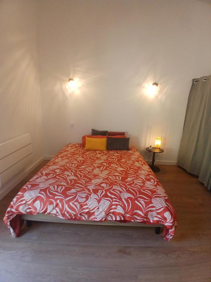 Chambre Avec Salle De Bain Privative - Urrugne