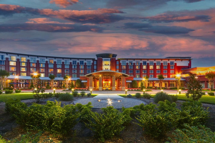 The Chattanoogan Hotel, Curio Collection By Hilton - Chattanooga, TN