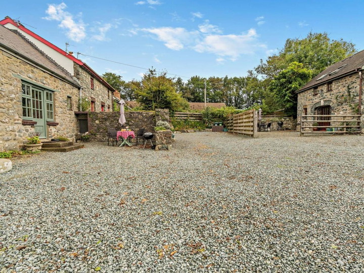 1 Bed In Haverfordwest Oc-92673 - Trefin