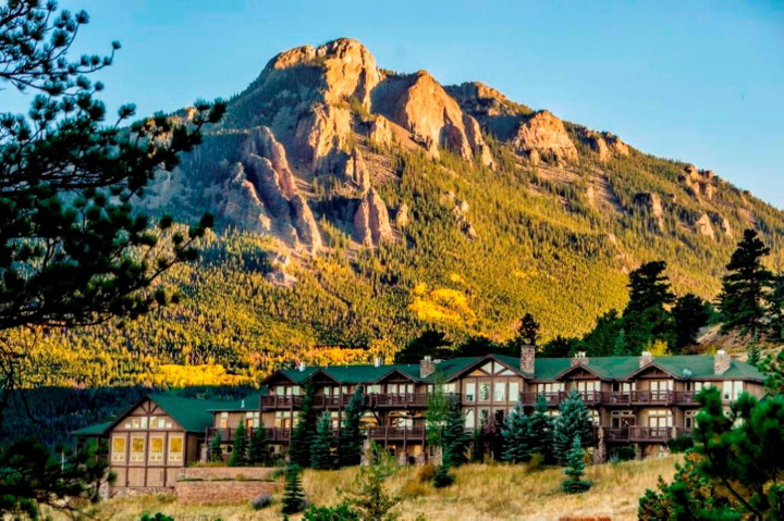 Taharaa Mountain Lodge - Estes Park, CO