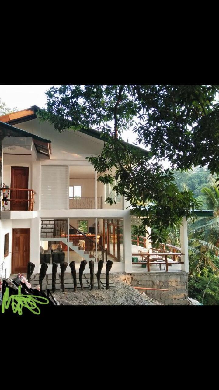 Puerto Galera Palangan Hilltop Guesthouse -Tropical Retreat - Puerto Galera