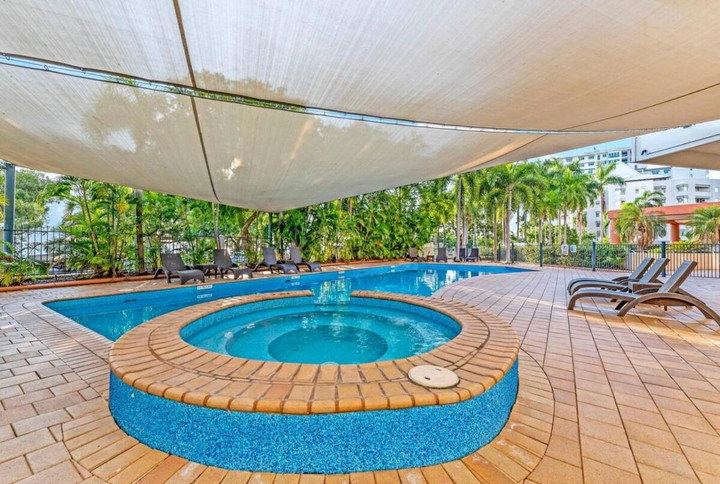 King Studio Darwin Discovery With Balcony & Pool - Darwin
