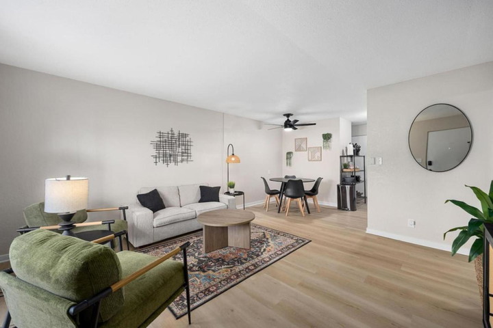 Hines Haven - Unit 2 - Perfect Bnb For You - Illinois