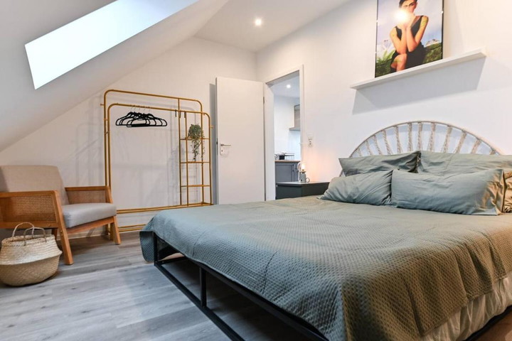 Charming Apartment In Miesenheim - Andernach