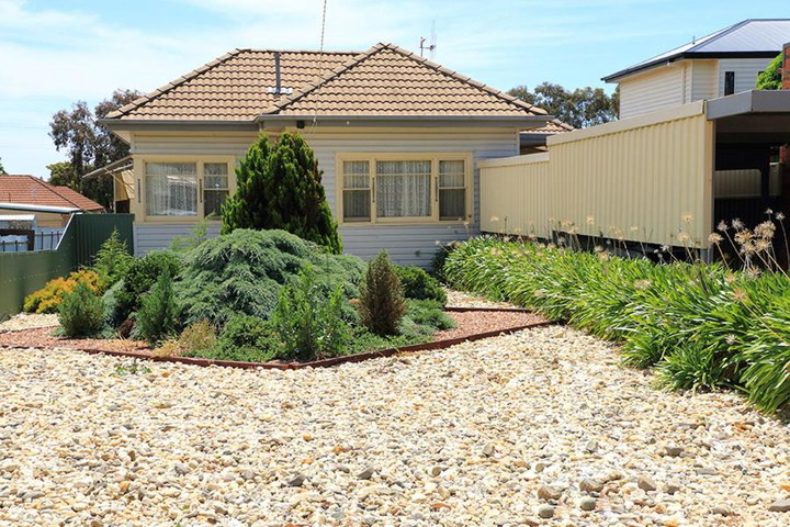 Curnows - Bendigo
