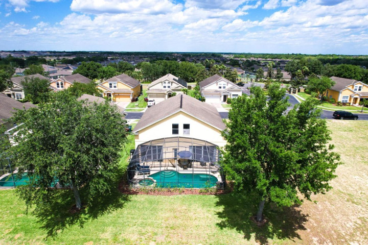 Deluxe Family Home With Game Room, Private Pool Spa, Near Disney World - Dogs Ok - Davenport, FL
