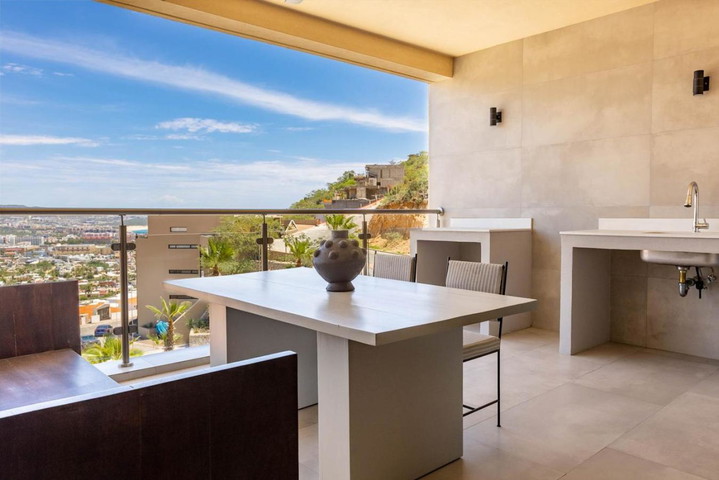 Monteluna Views With Private Beach Access - Cabo San Lucas