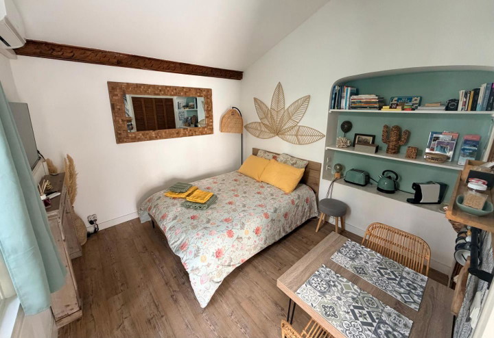 Jolie Studio Climatisé Avec Parking Et Proche De La Mer - Carqueiranne