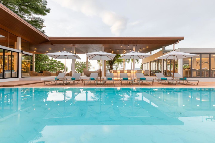 Liv Hotel Phuket Patong Beachfront - Karon Beach