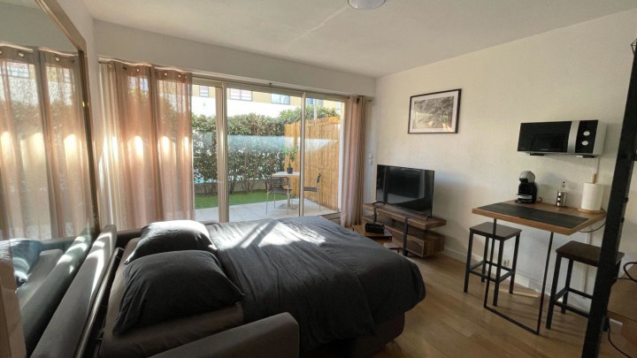 Studio Proche Plage Avec Jardinet Et Parking - Casa Garcia - Vence