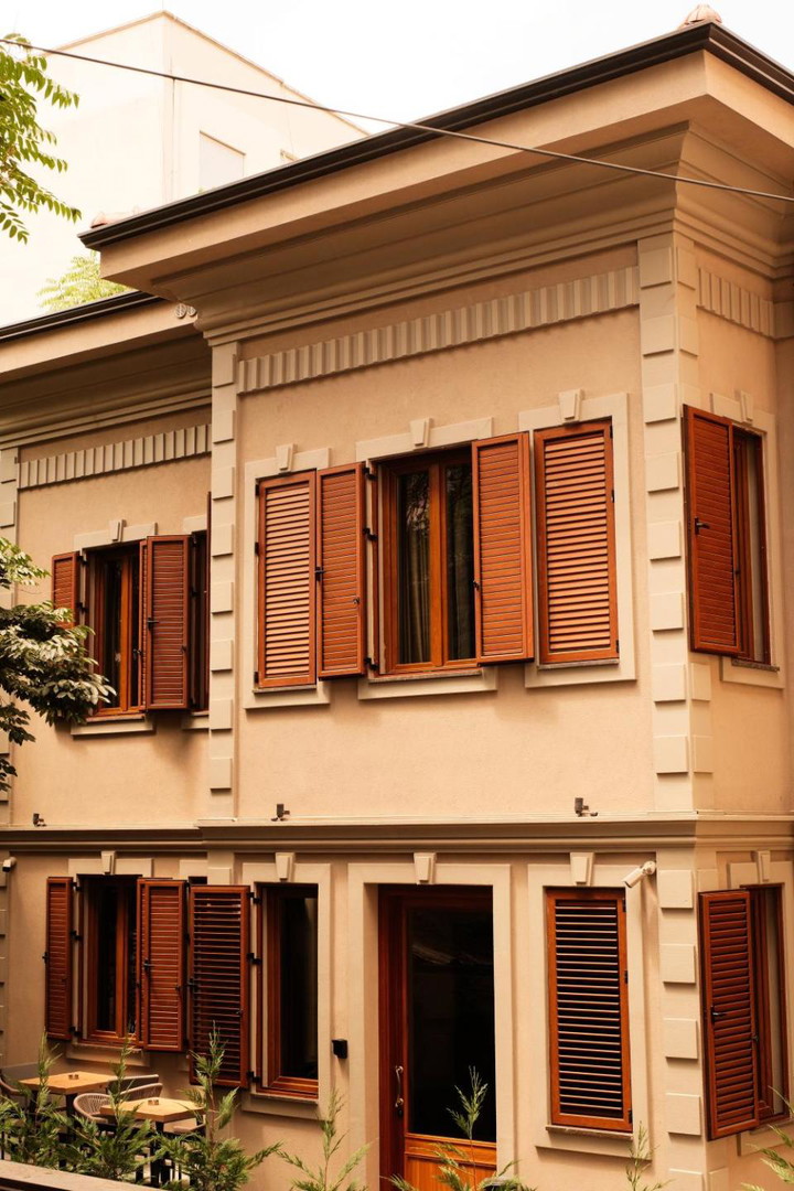 Faces & Places Boutique Hotel - Tirana