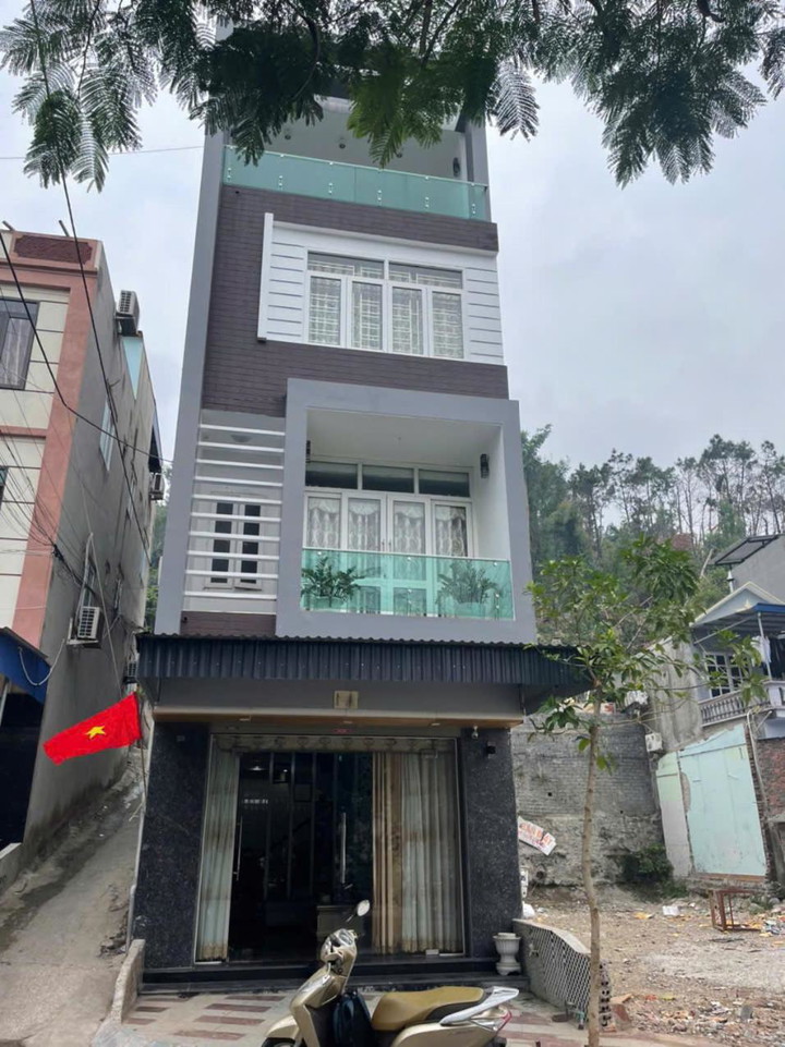 ỚT Family - 128 Cái Bèo - Homestay Cat Ba - Cat Ba