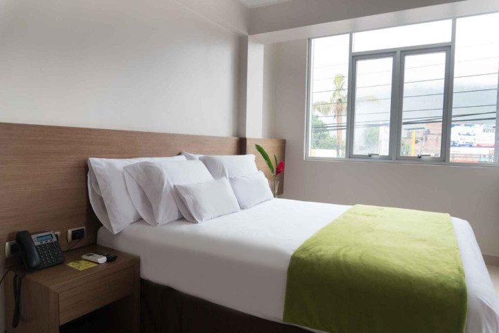 Hotel Monte Cafeto Inn - Pichanaki