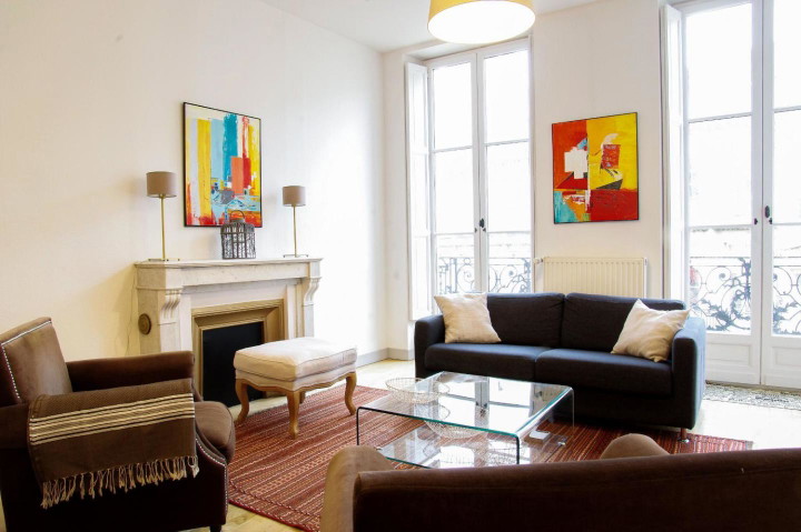 Condillac - Localisation Exceptionnelle 2 Chambres Avec Ascenseur Et Parking - Bordeaux