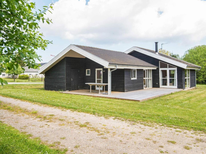 8 Person Holiday Home In Sydals - Tanska
