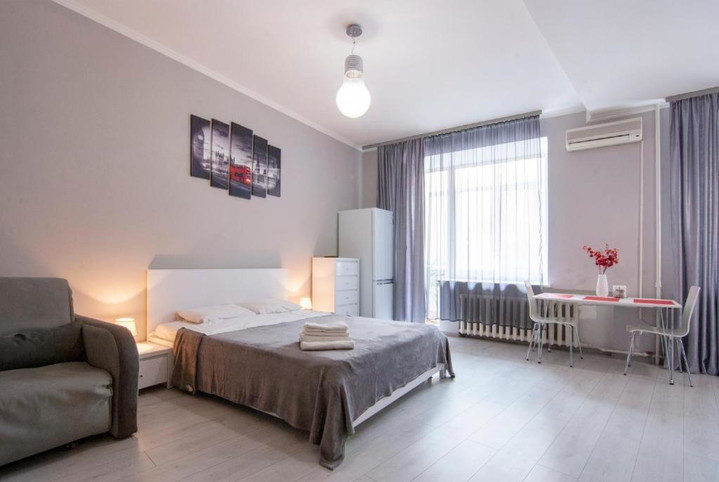 Home-hotel Apartments On Maidan Nezalezhnosti Square - Kiev