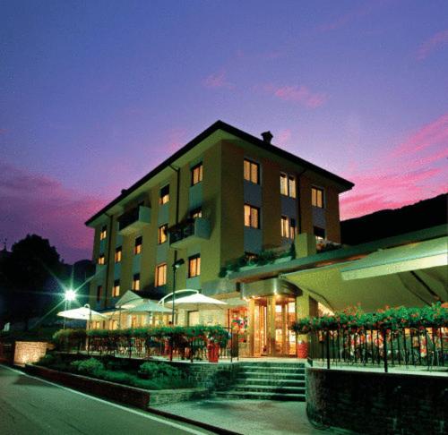 Hotel Ristorante Costa - Бергамо