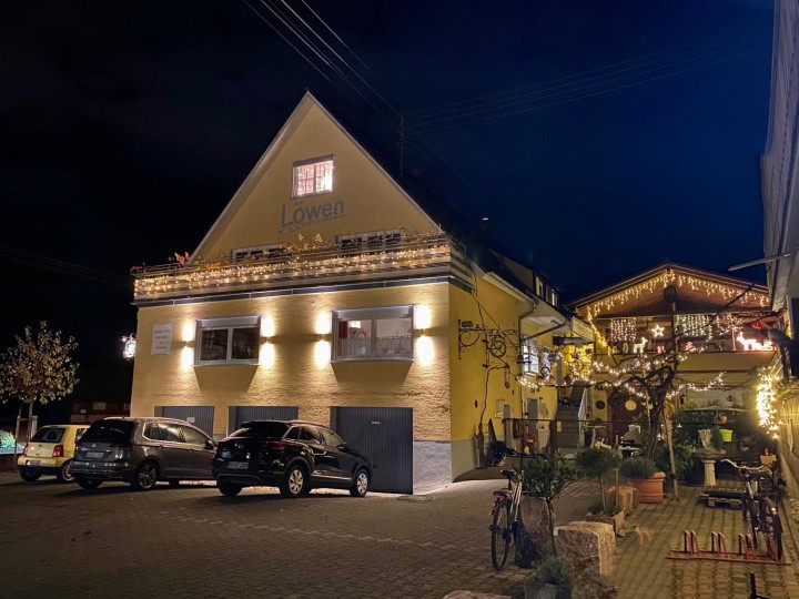 Landgasthaus Löwen Mit Gästehaus - Gundelfingen