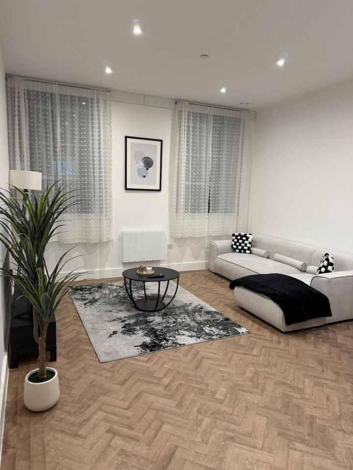 Luxury Modern Apartment In Central Chelmsford - チェルムスフォード
