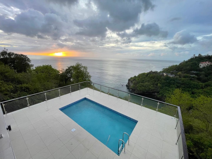 Villa Vino Lucia - Saint Lucia
