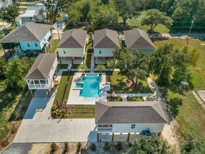 Waveland Beach Cottages - Mississippi