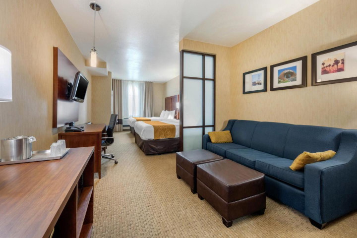 Comfort Suites Near City Of Industry - Los Angeles - Norwalk, CA
