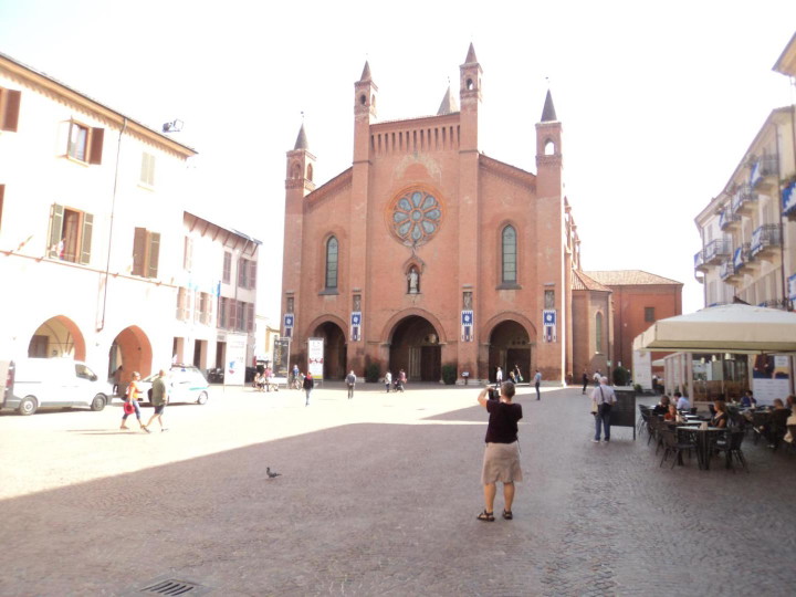 Via Pertinace 1 - Appartamento - Alba, Piyemonte