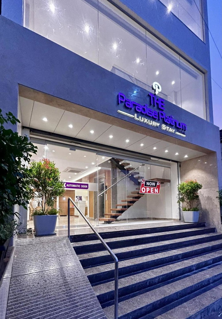 The Paradise Platinum - Kanchipuram