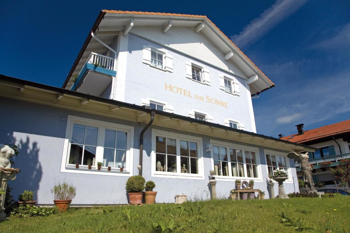 Hotel Zur Sonne - Bad Endorf