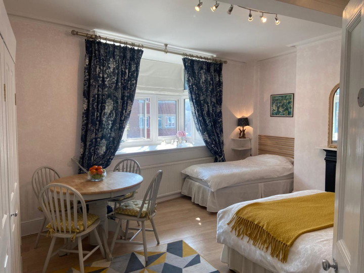 Deluxe Three Bed Bnb In Henley-on-thames Near Station River & Town Centre - Henley-on-Thames