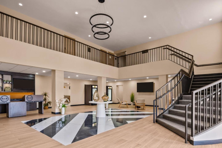 B&b Hotel Jacksonville Airport - Newly Renovated! - Jacksonville, FL