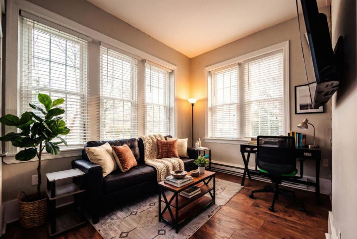 Park Place- Cozy Modern Space Fully Updated Fast Wifi Good Coffee And Easy Parking - Kennett Square, PA