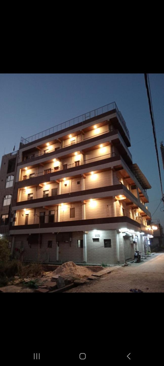 Hotel The Sambhav - Delhi