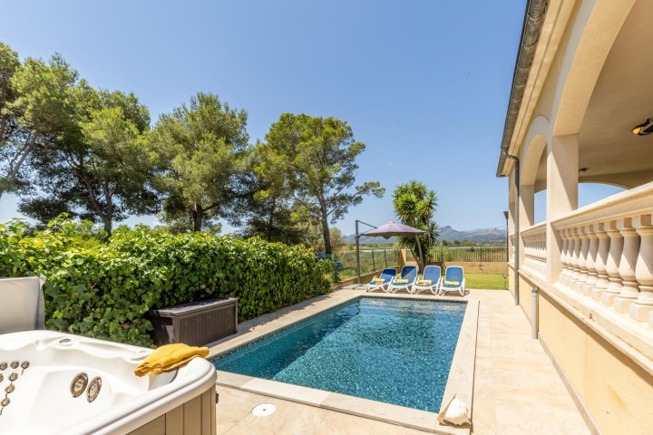 Villa Lago With Stunning View Of The Lake - Alcúdia