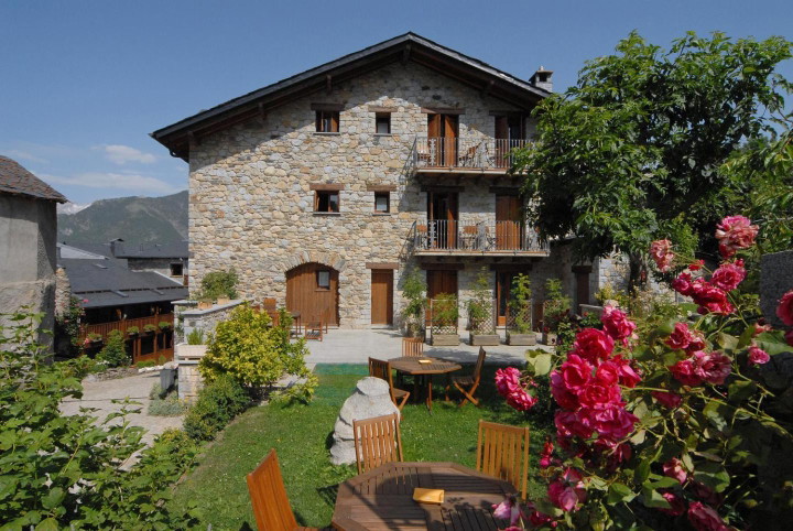 Hotel Casa Cornel - Benasque