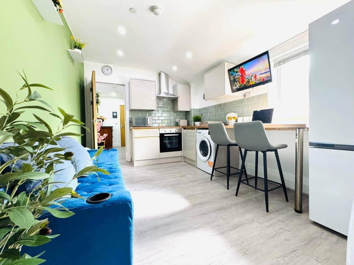 Stylish 2-bed Flat In Cardiff - 배리